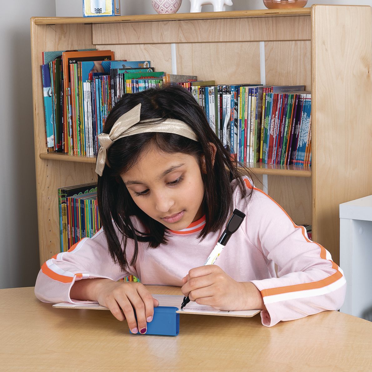 Really Good Stuff® Slant And Stand Whiteboard Kit - 6 stands, 6 boards