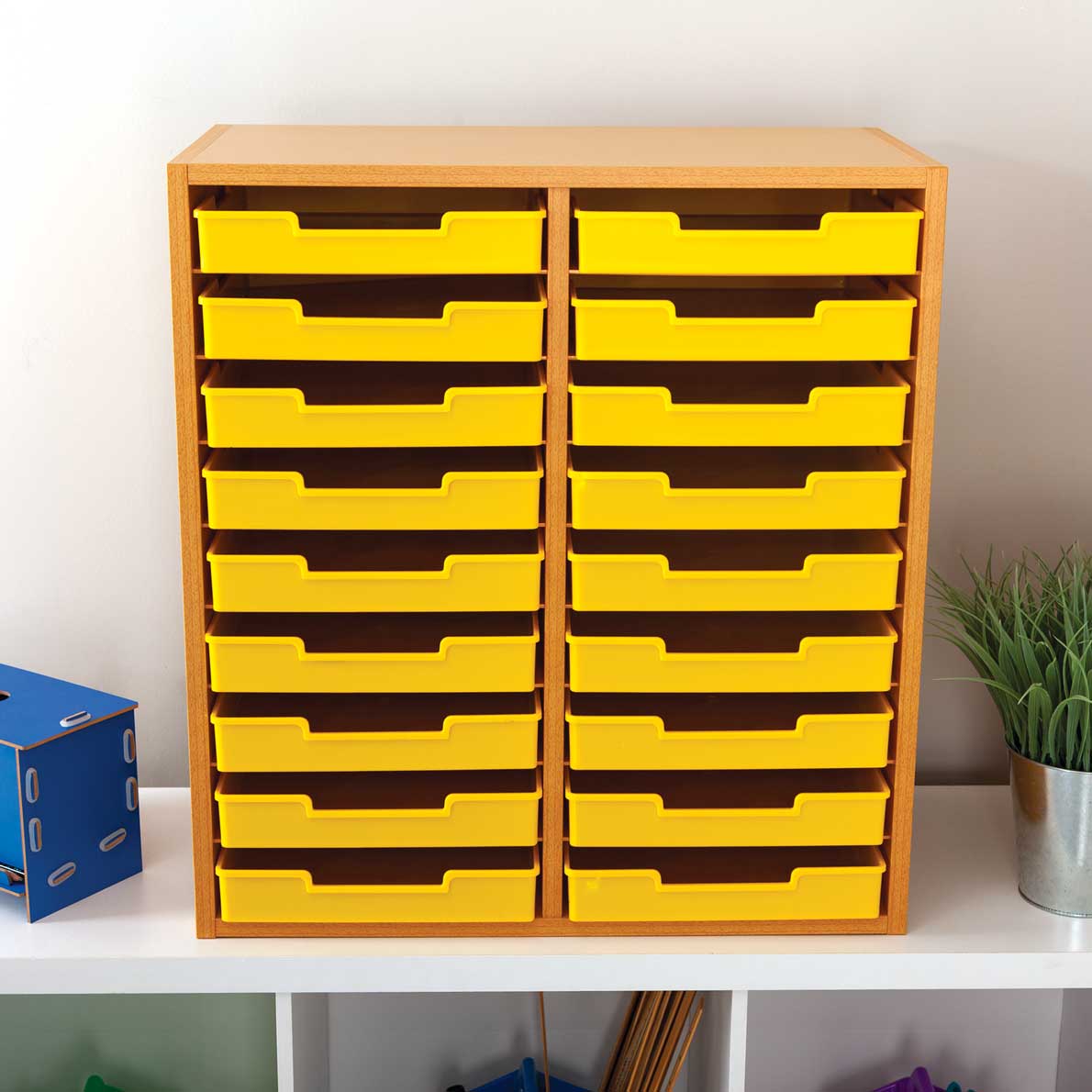 Oak 18-Slot Mail Center With Trays - Single Colors