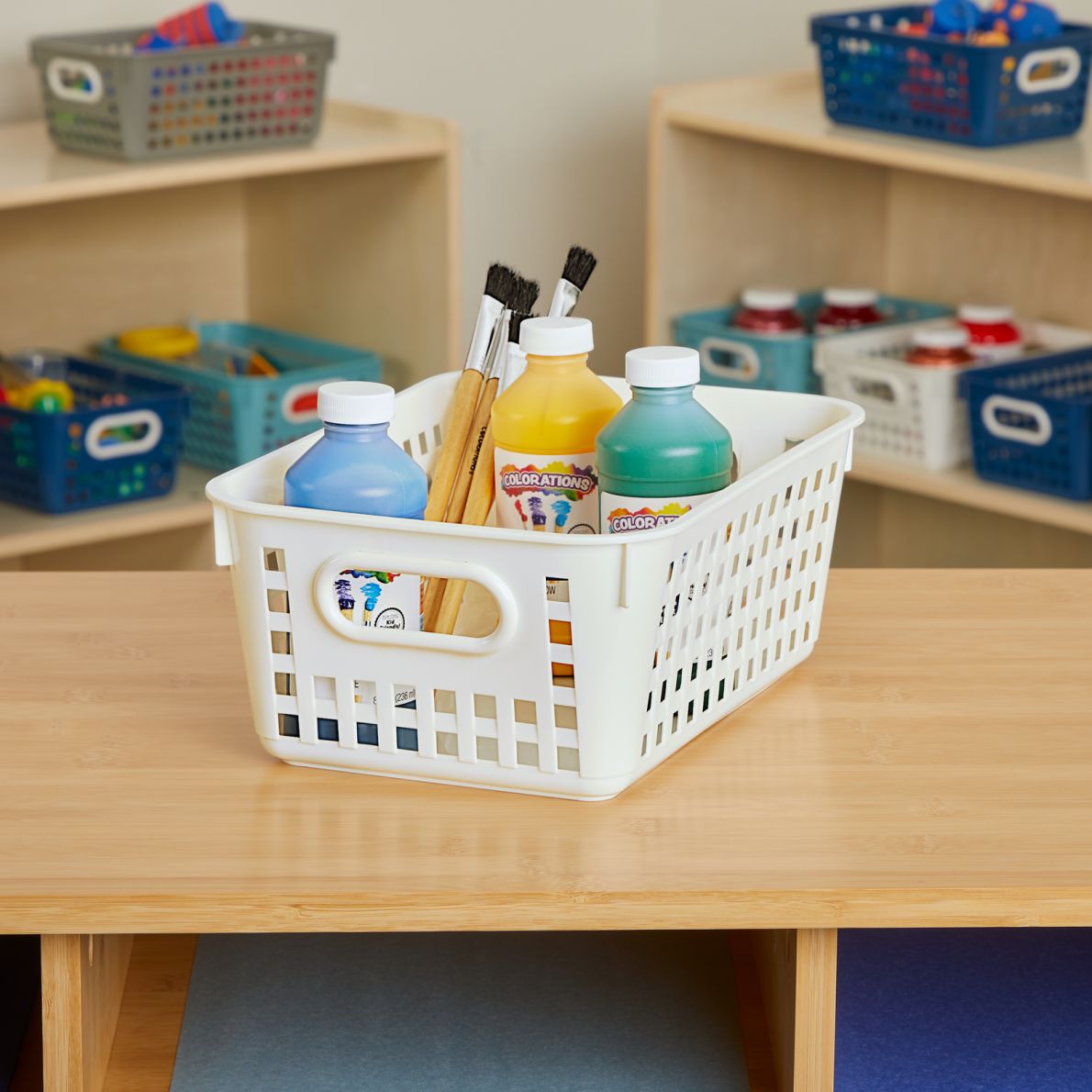 Really Good Stuff® Medium Baskets - Set of 6 -White